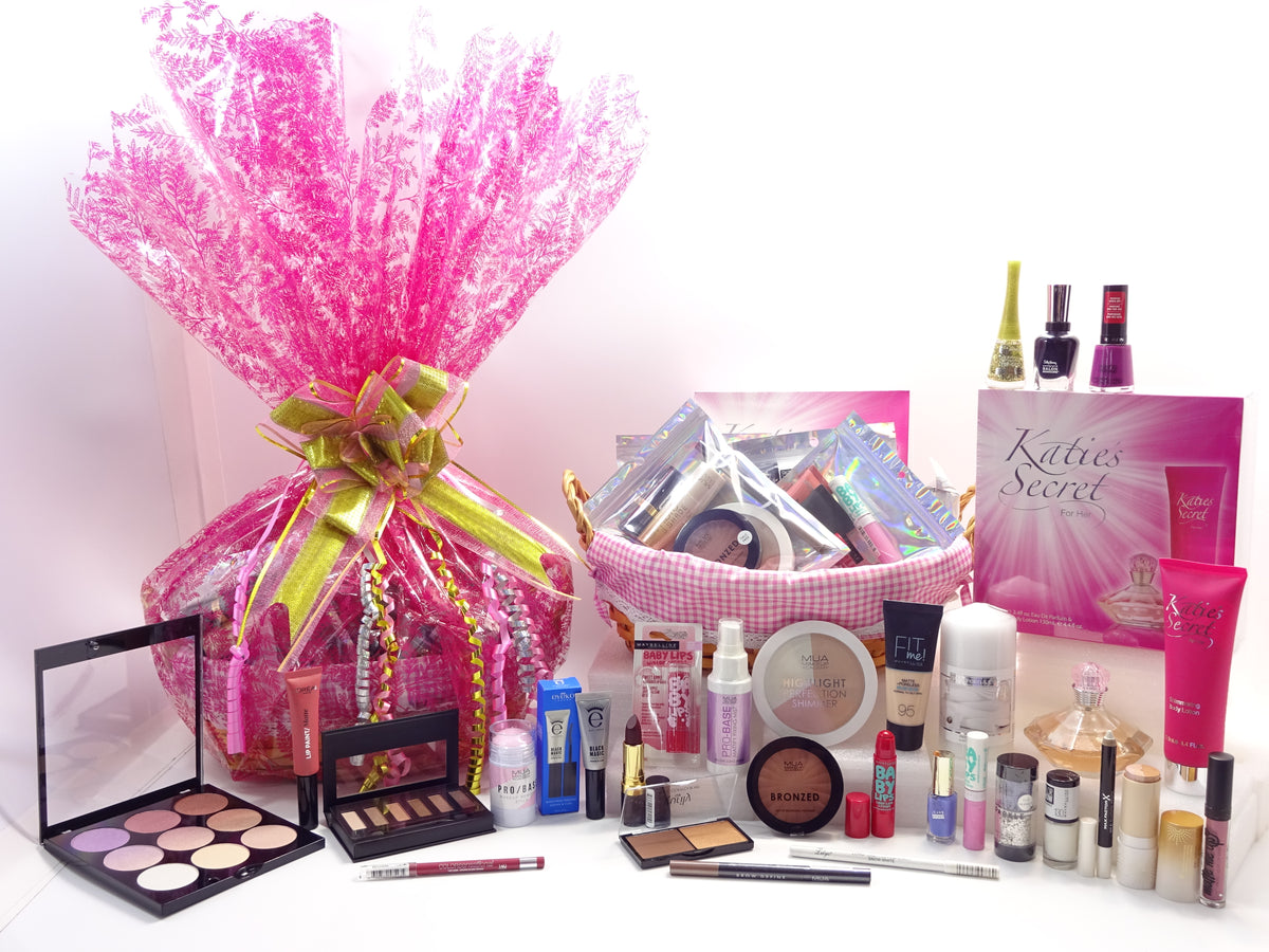 Luxury Branded Hamper Pamper Basket Gift For Her- Perfume, Candle, Mak ...